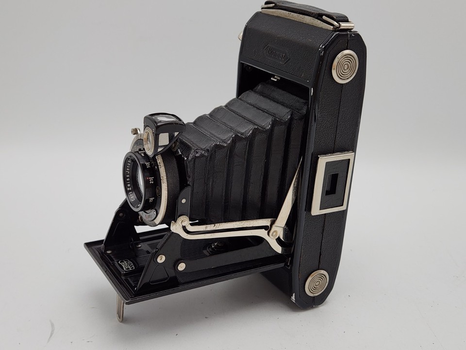 Zeiss Ikon Ikomat 520/15 6.5x11cm Folding Camera - Carl Jena Tessar ...