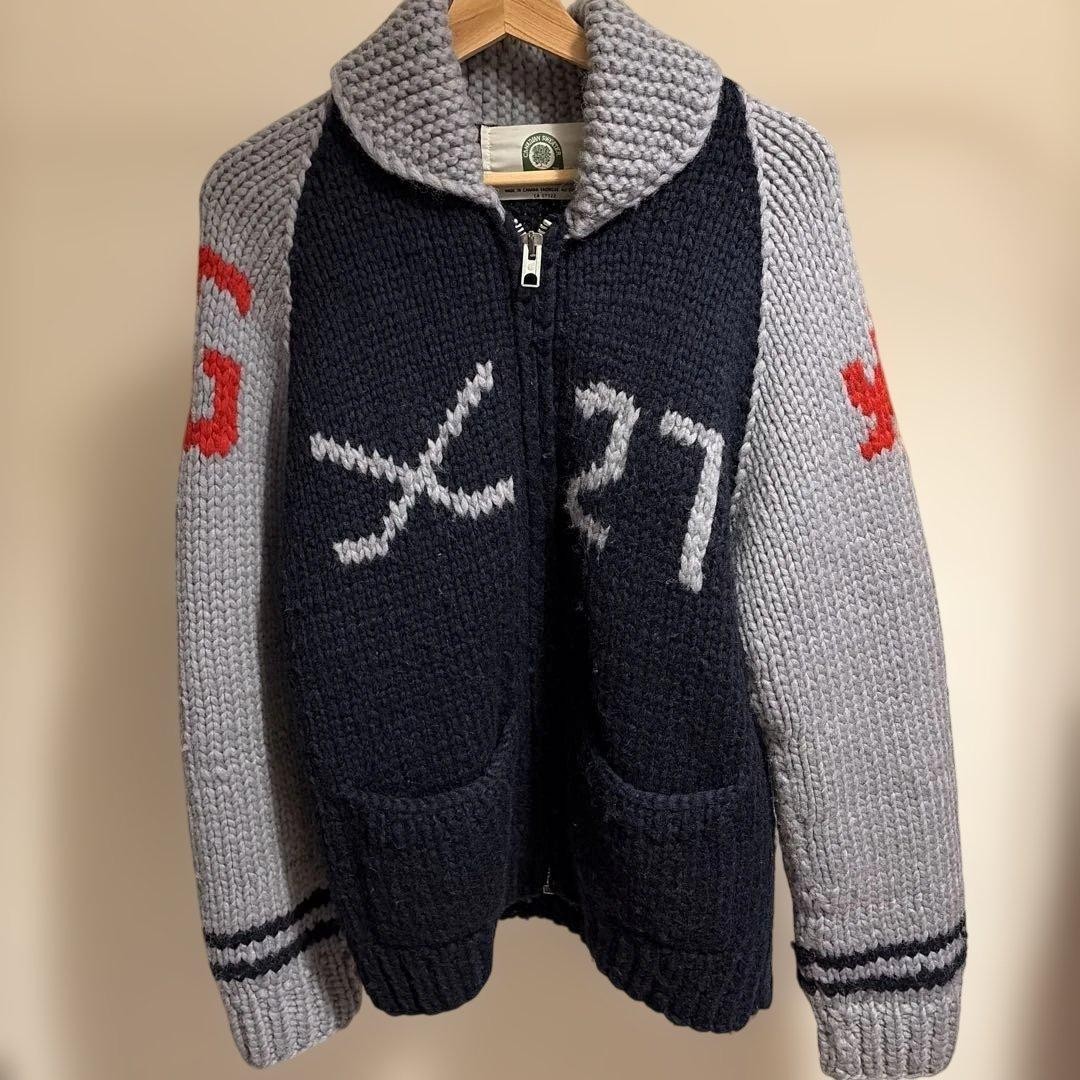 Canadian Sweater Cowichan Logo Navy - Gem