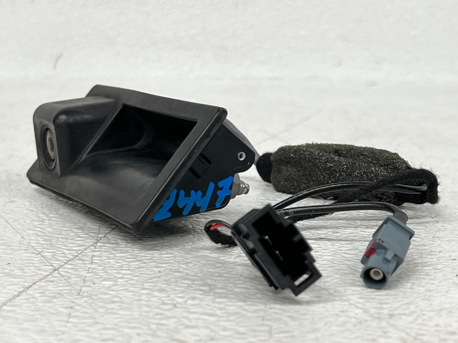 ⭐2012-2018 AUDI A7 REAR TRUNK RELEASE HANDLE W/ BACKUP VIEW CAMERA OEM ...