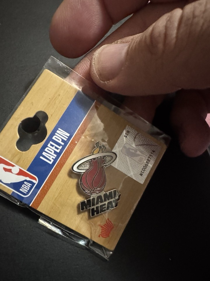 Miami Hest Logo Pin NBA AMINCO | eBay UK