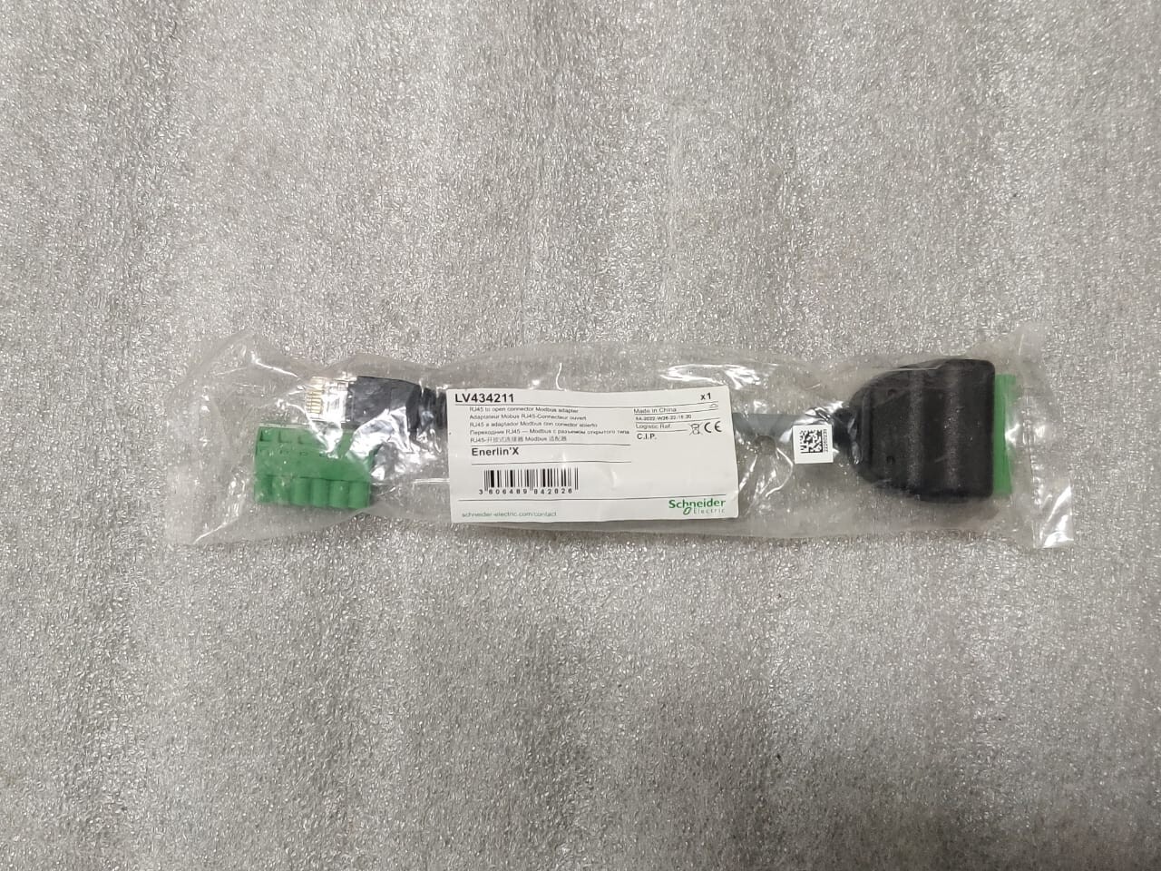 LV434211 PRODUCT PICTURE MODBUS ADAPTOR CABLE, COMPACT, MASTERPACT ...