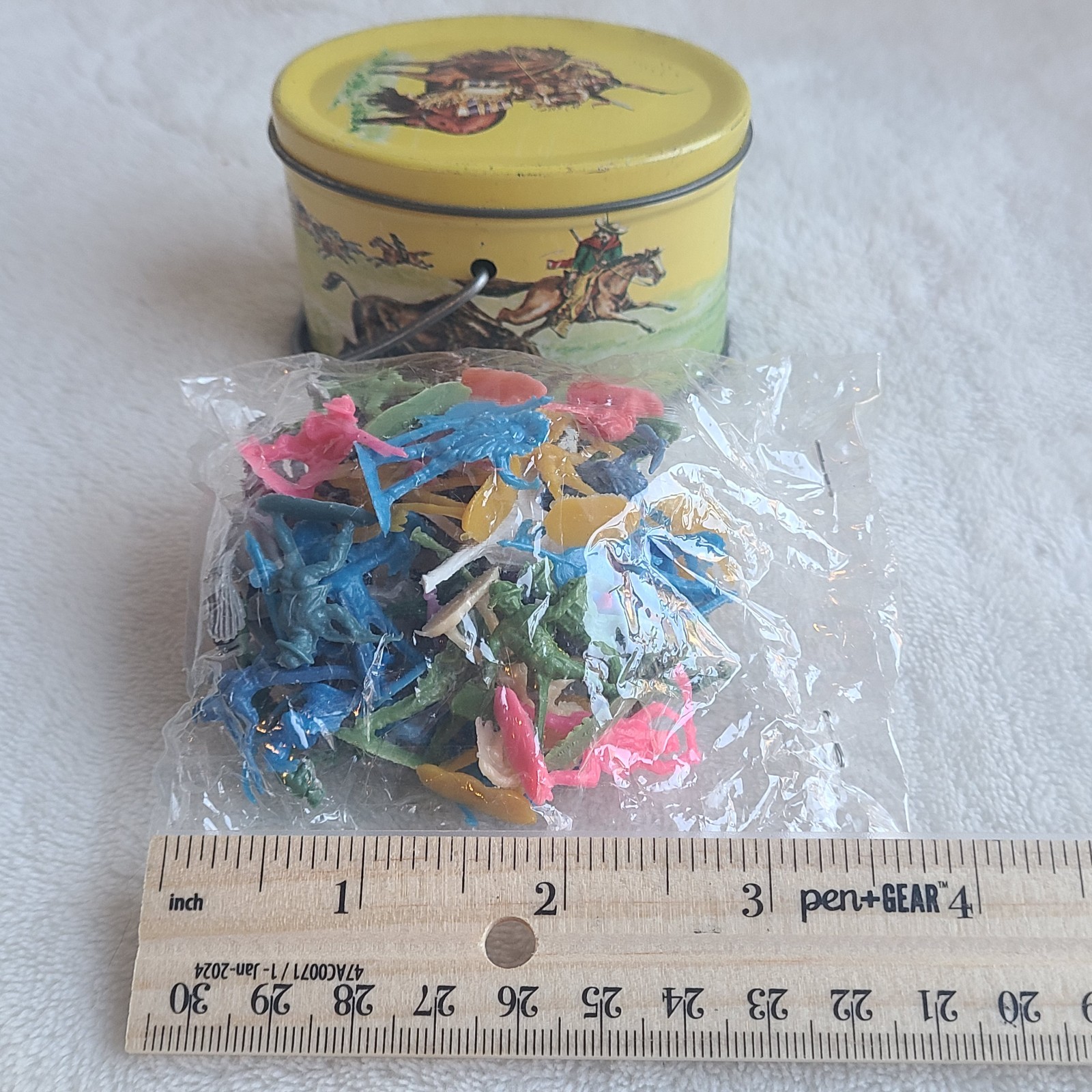 Vtg 1976 Shackman NY No.1537 Miniature Cowboys & Indians Collectible ...