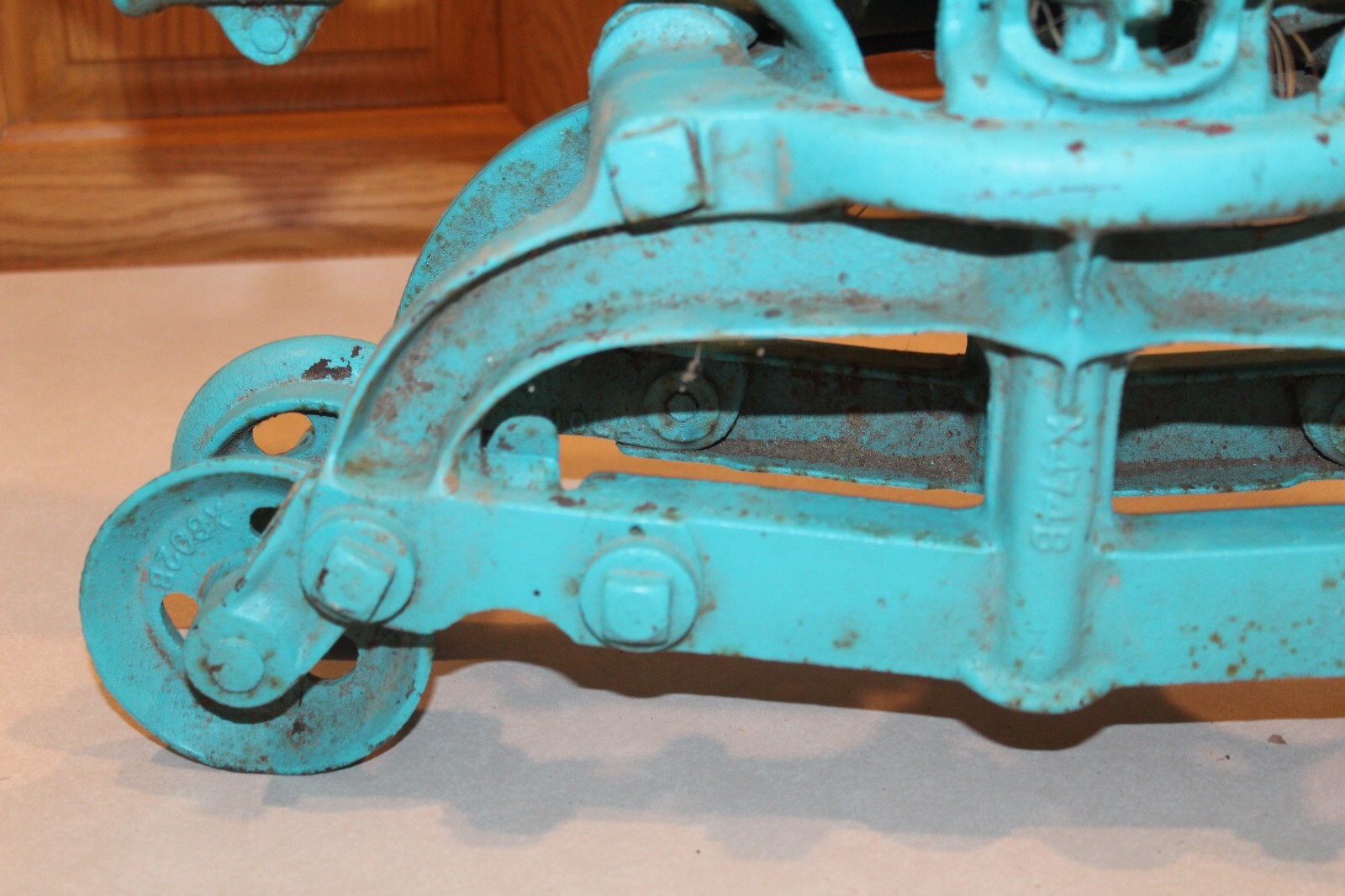 Vtg Antique Old Hay Trolley Farm Barn Repurpose Light Industrial Cast ...