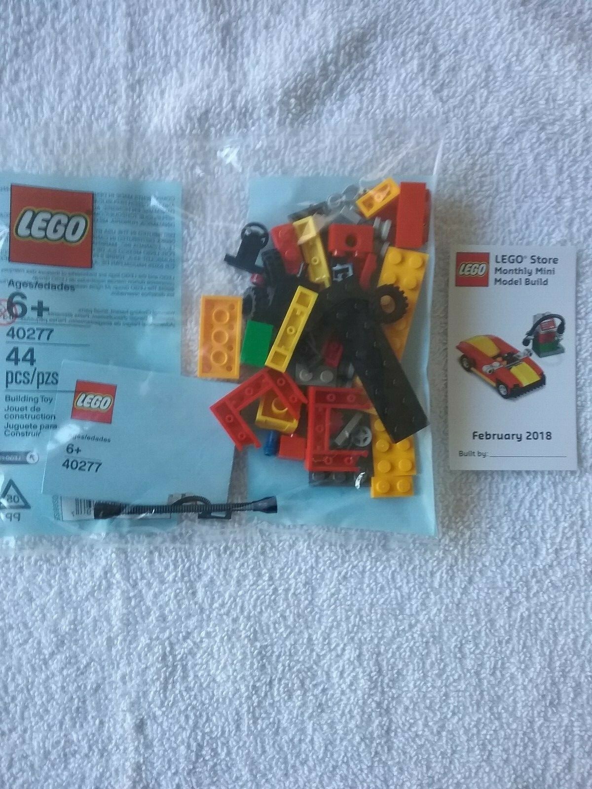LEGO 40277 February 2018 Minibuild Car And Petrol Station Polybag NEW ...
