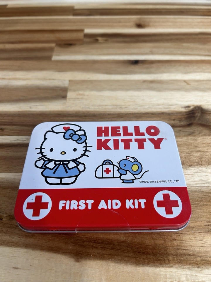 Hello Kitty by Sanrio First Aid Kit 13 Piece Kit in tin - New 1976,2013 ...