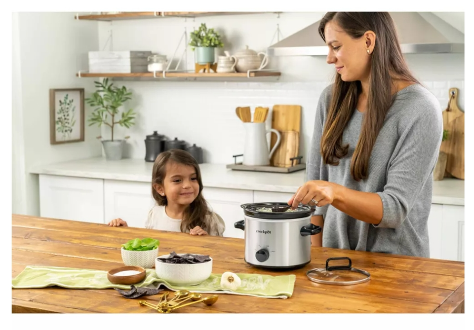 Manual Slow Cooker: 3 Settings, Reheat & Warmer, Stay-Cool Handles ...
