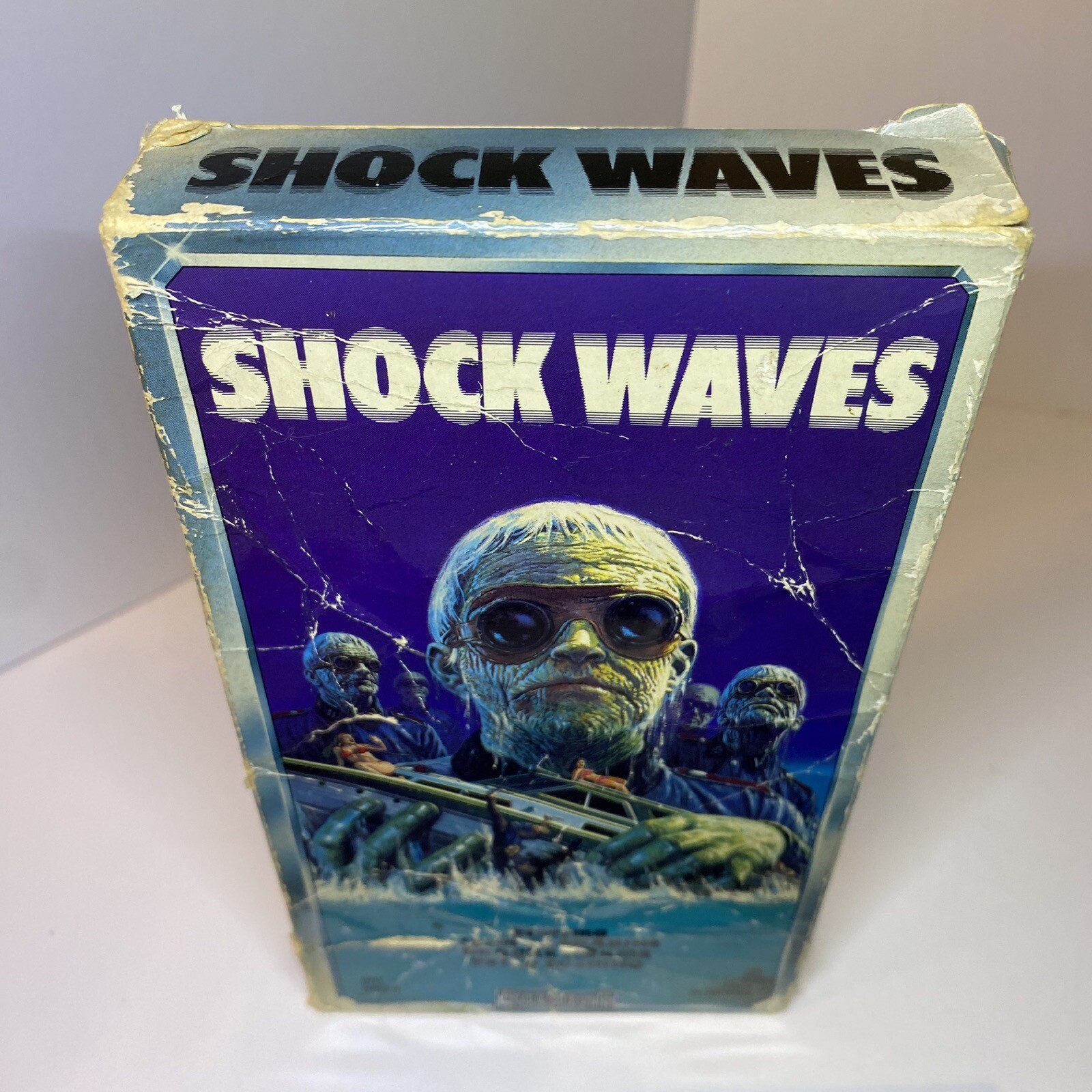 Shock Waves VHS Tape John Carradine Horror 1976 70s RARE OOP Nazi ...