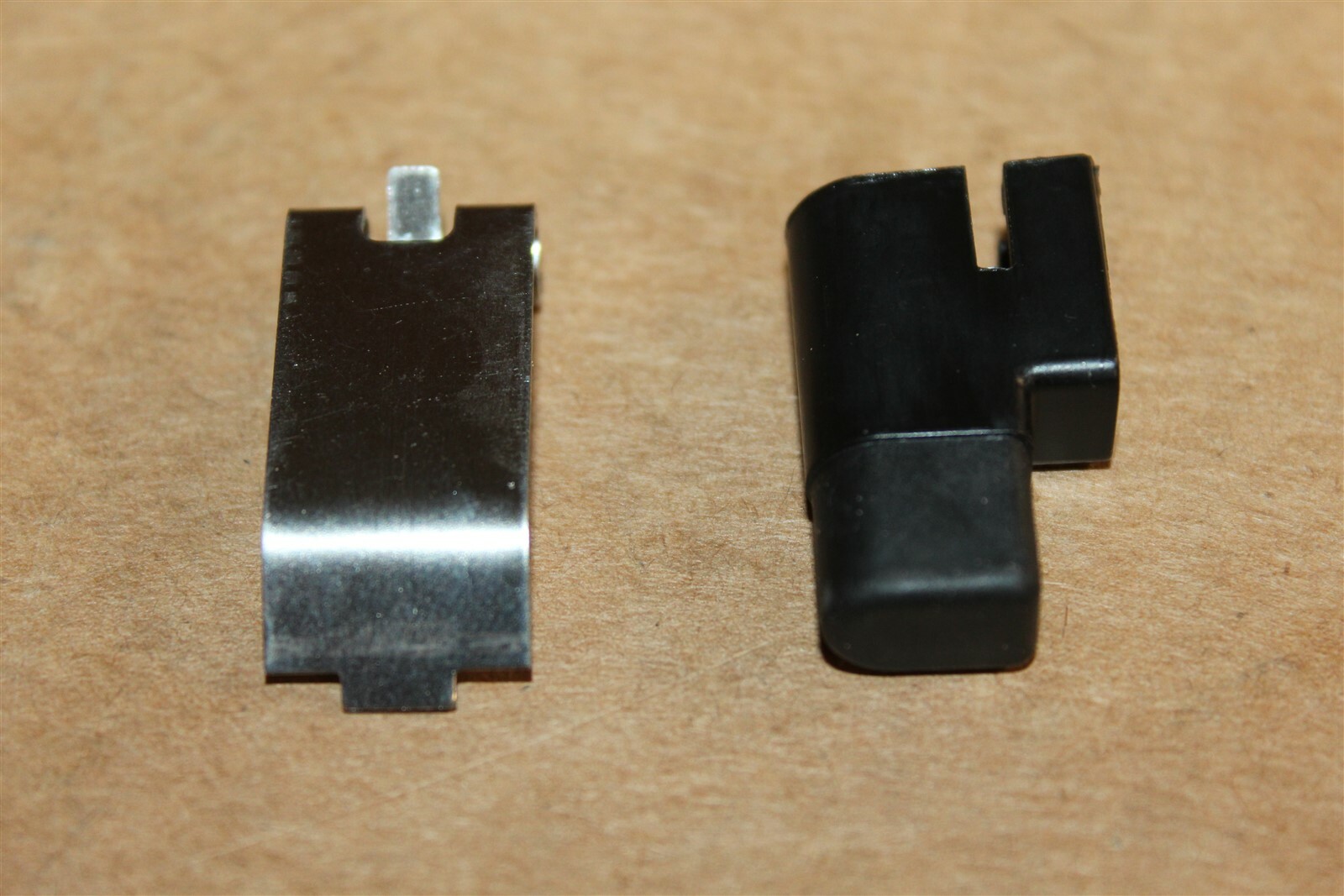 VW Transporter T5 5.1 6 6.1 Fuel Filler flap spring repair kit New ...