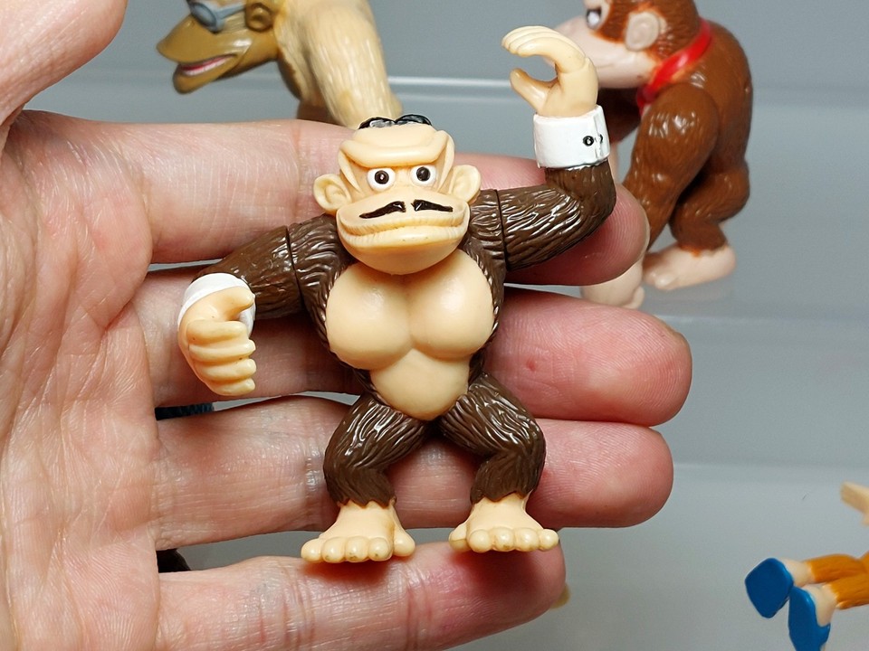 Donkey Kong Collection Bluster Funky Cranky Candy Action Figure Takara ...