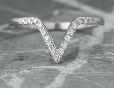 Beautiful Solid 10K White Gold With Genuine White CZ Chevron Shape ...