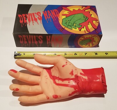 DEVILS HAND VINTAGE 1973 HALLOWEEN MAIL ORDER NOVELTY FAKE BLOODY ...