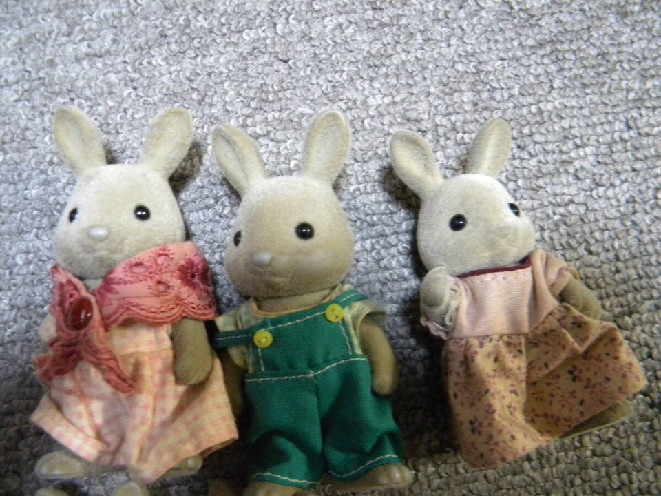 Sylvanian Families Rabbit Family Early | eBay