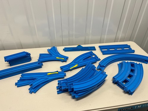 Lot 41x Vintage 1992 Tomy Thomas & Friends Train Trackmaster Blue ...
