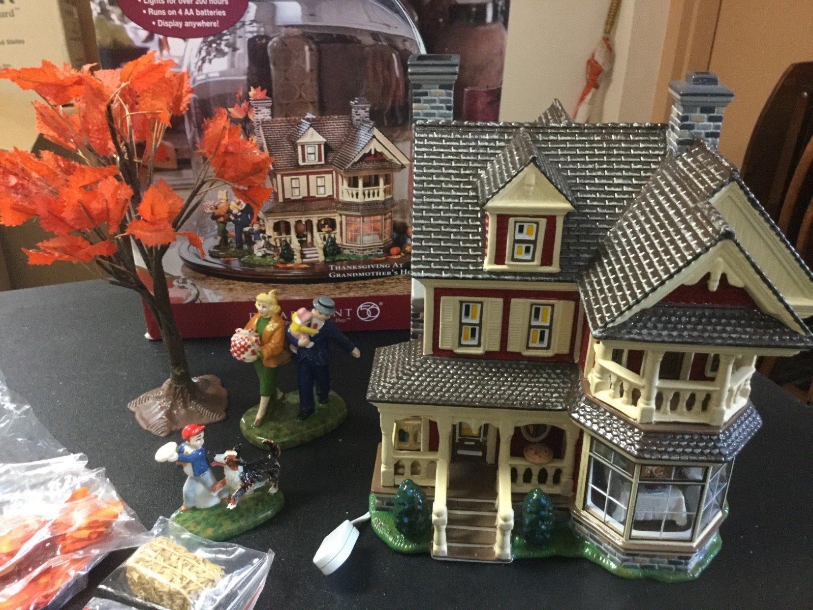 Dept. 56 THANKSGIVING AT GRANDMOTHERS HOUSE 55358 Original Box ...