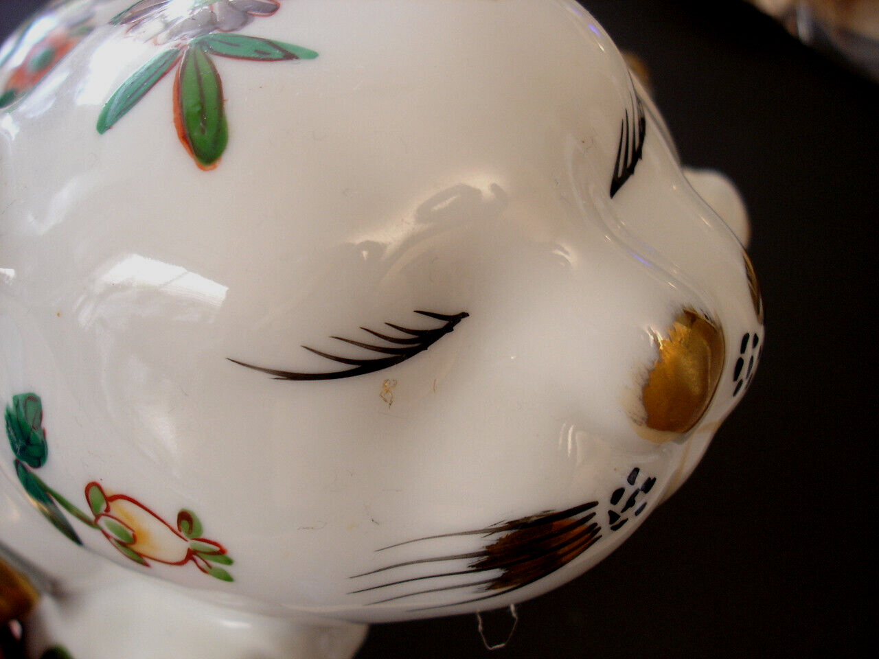 13" L JAPANESE SHOWA PERIOD IMARI MANEKI NEKO SLEEPING CAT | eBay UK