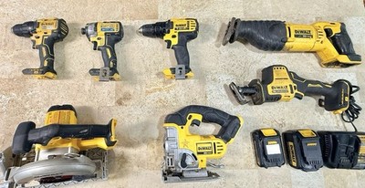 Large Lot Of DEWALT 20V MAX Cordless Power tools Look 👀 | eBay