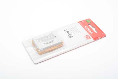 Canon LP-E8 Lithium battery pack (genuine Canon) | eBay