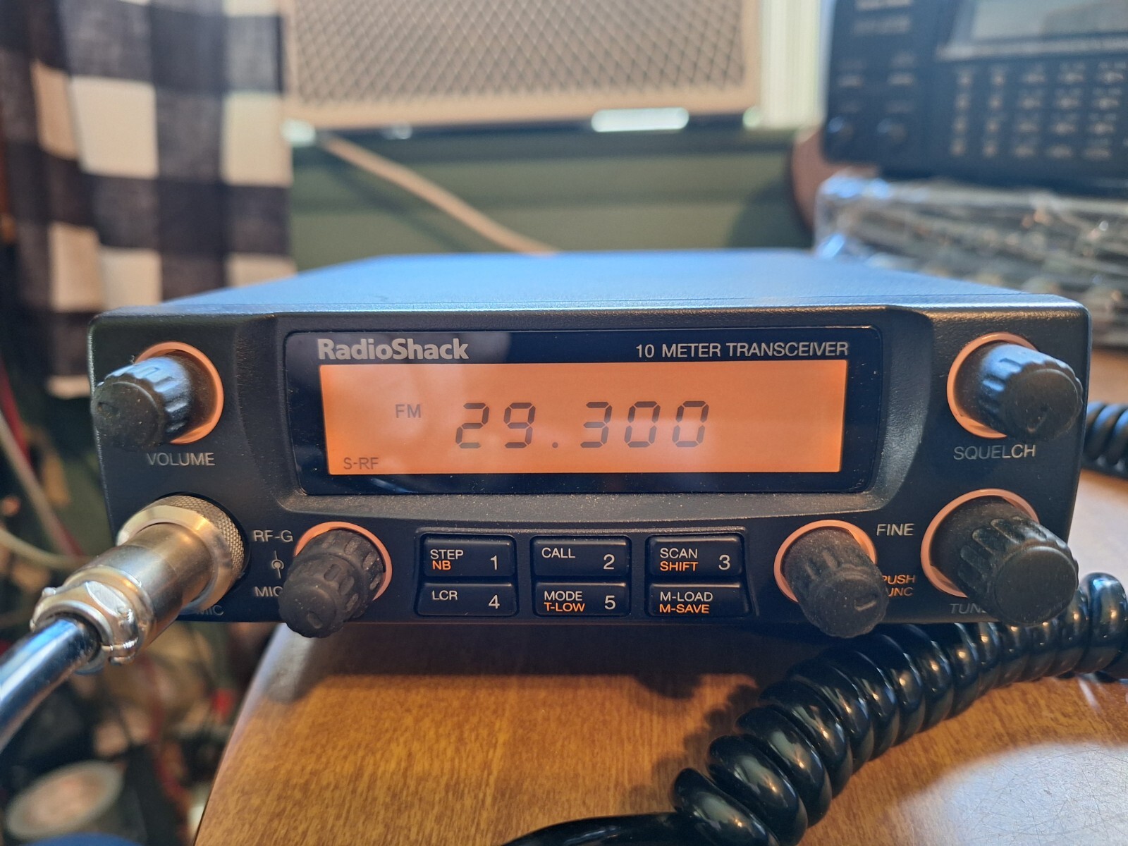 RADIO SHACK HTX 10 TEN METER RADIO | eBay