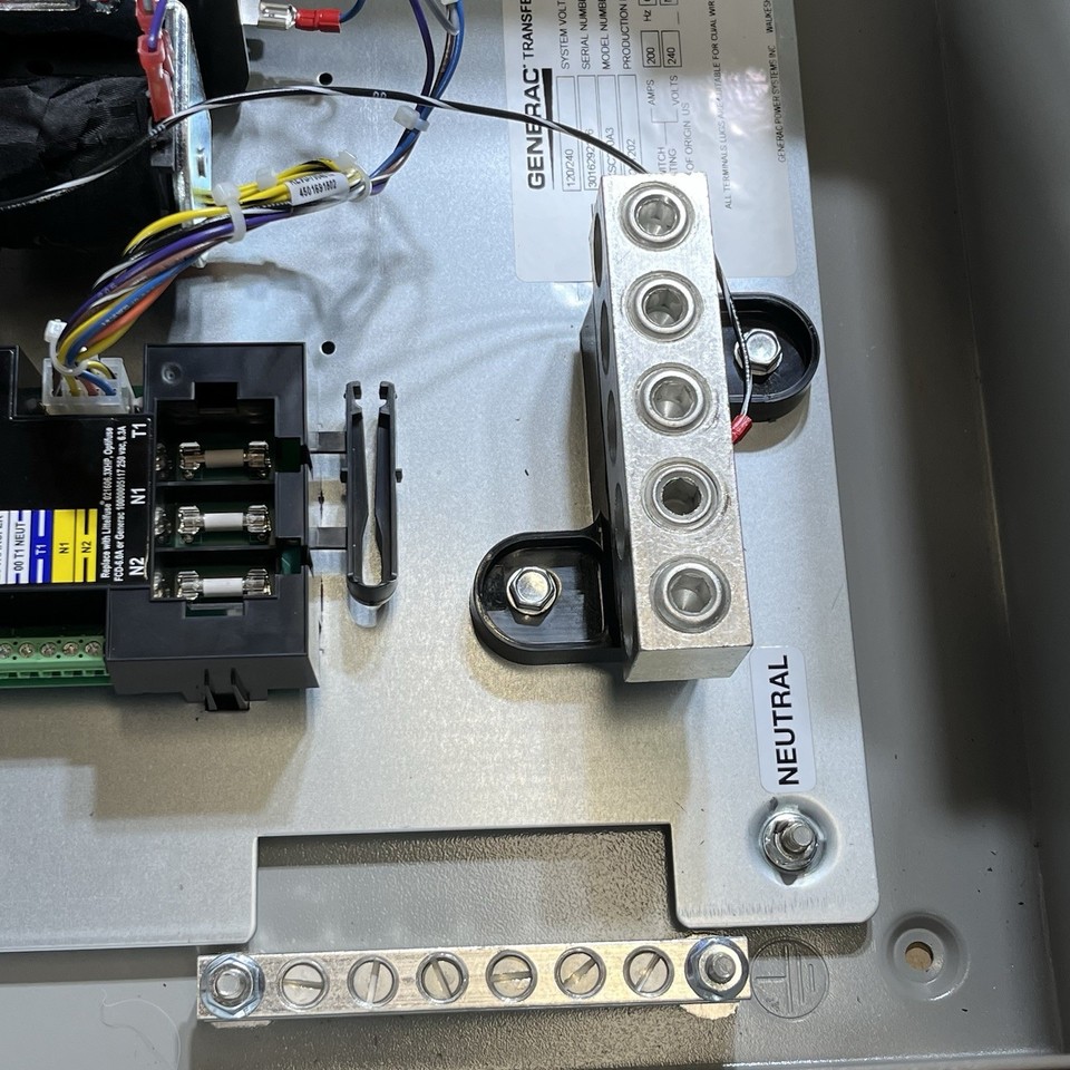 Generac RXSC200A3 Non-Service Rated 200 Amp Automatic Transfer Switch ...
