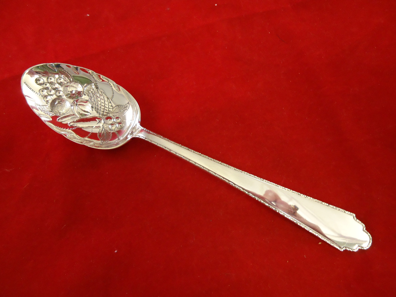William & Mary by Lunt Sterling Silver Berry Spoon with Embossed Bowl ...