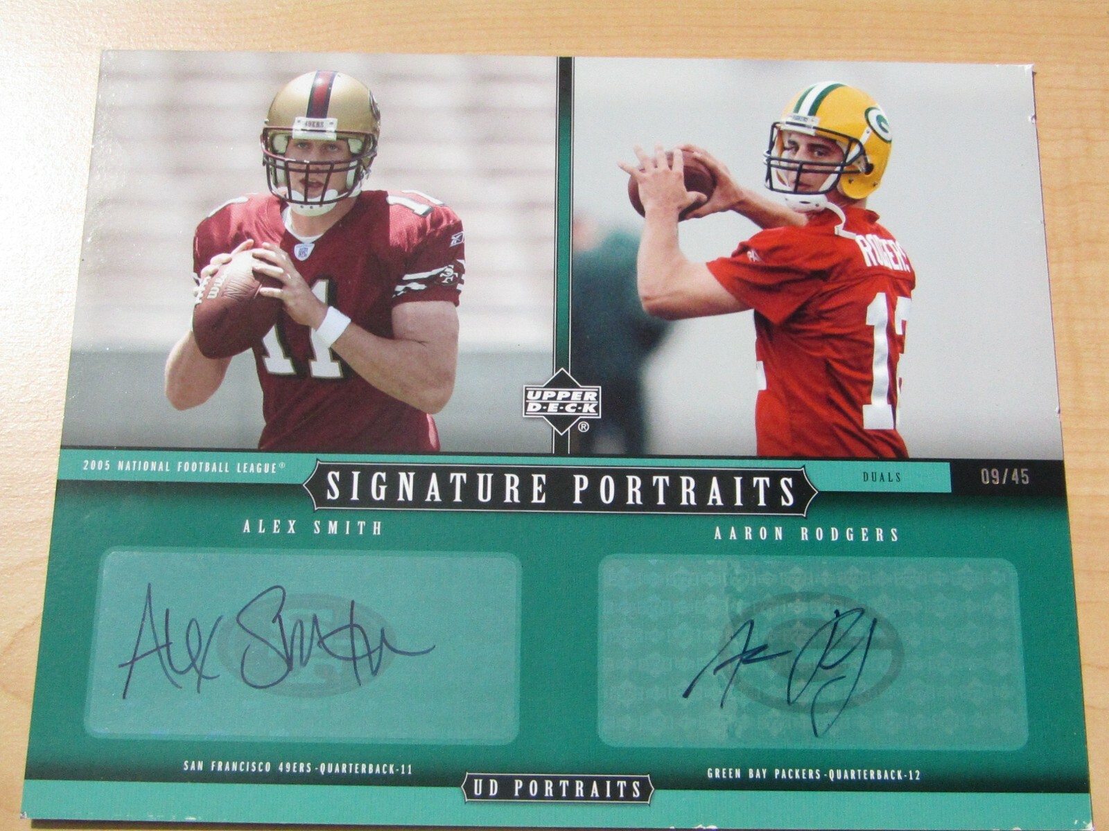 Aaron Rodgers | Autographed Football Memorabilia & NFL Merchandise