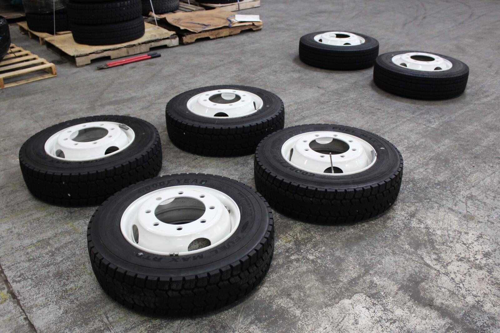 GOODYEAR FUEL MAX RTD ULT 225/70R19.5 - 19.5" G647 RSS DUALLY SET NEW ...