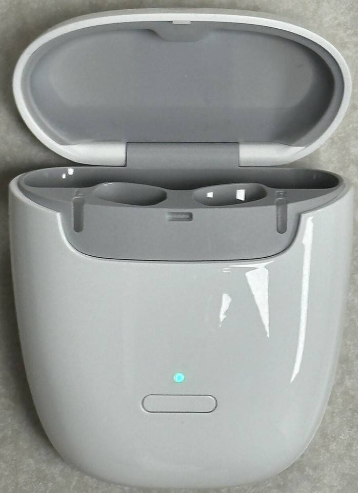 Signia Pure Portable Charger RIC W/ USB-C Cable, Wall Adaptor, Manual ...