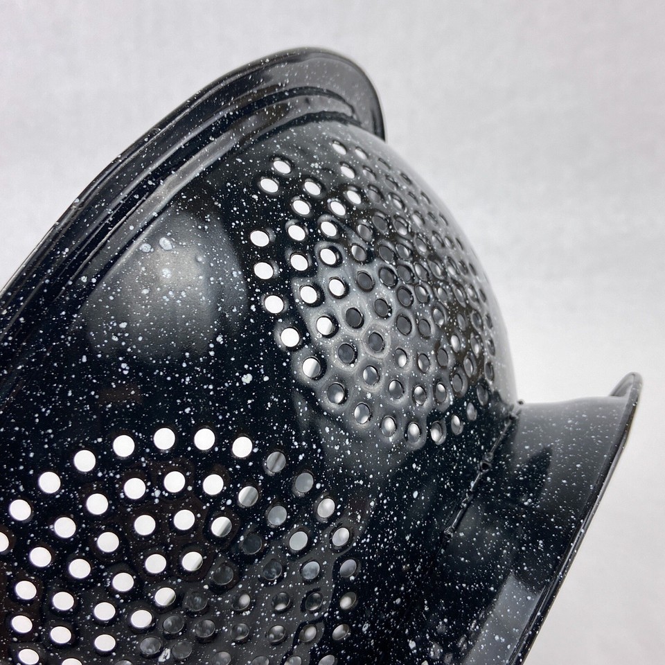 Grainite Ware Colander Strainer Porcelain Enamel Steel 8.6in Drainer ...