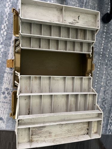 Nice Vintage Plano Model 8106 6-Tray 36 Slot Fishing Tackle Box | eBay