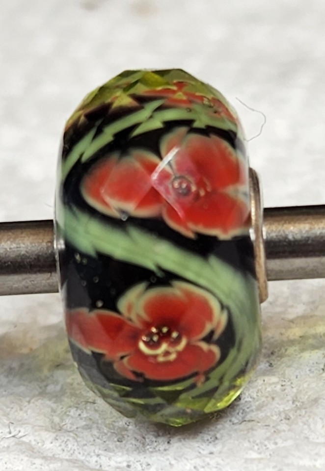 Trollbeads Event Facated Red Flowers on Black New HTF | eBay