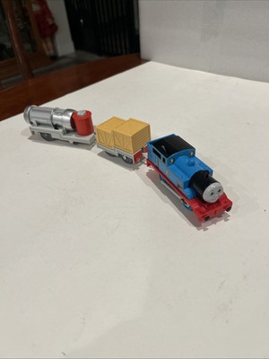 Thomas & Friends TrackMaster Thomas and the Jet Engine Motorized WORKS ...