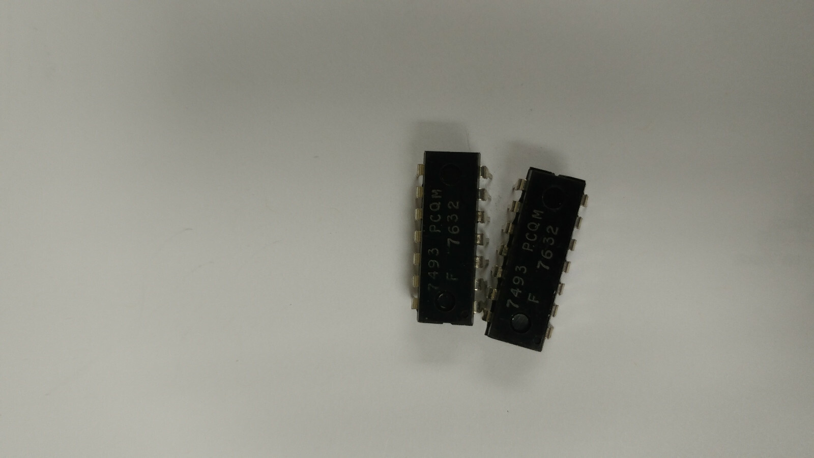 7493 PC 16P DIP TTL IC 1 chip New Old Stock USA | eBay