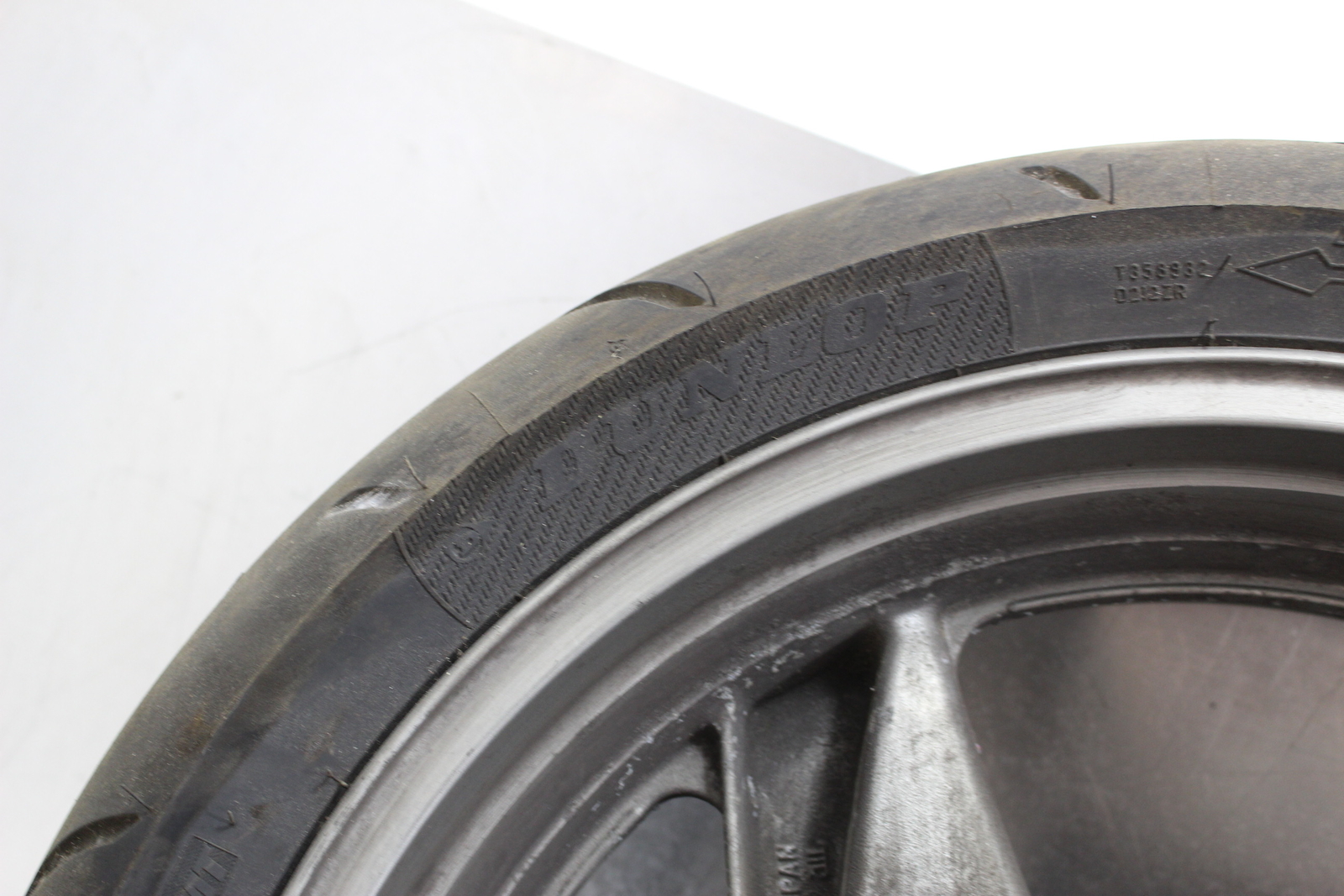 97 1997 Kawasaki Ninja Zx6 Zx600e Zx6e Zx600 E Rear Wheel Back Rim W ...