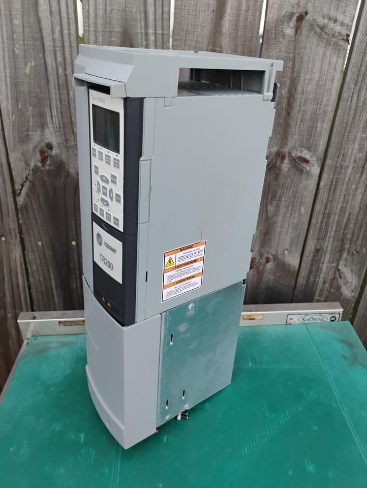 Trane 131L2030 TR200 1.5kW 2HP VFD 3Ph 480VAC 3.4Amp Motor Control ...
