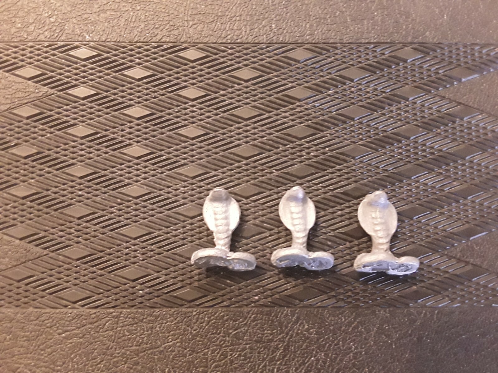 Heritage 25 mm original lead Dungeon dwellers Giant snakes x 3 ...