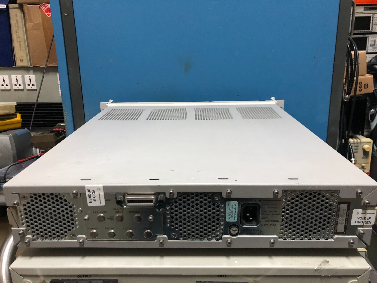 HP/Agilent 81130A/81132A Pulse Data Generator, 400/660 MHz and 1.32 Gb ...