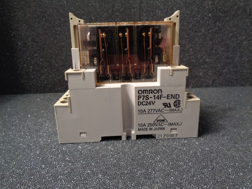 Omron G7S-4A2B-E DC24V W/ Omron Socket P7S-14F-END-DC24 | eBay