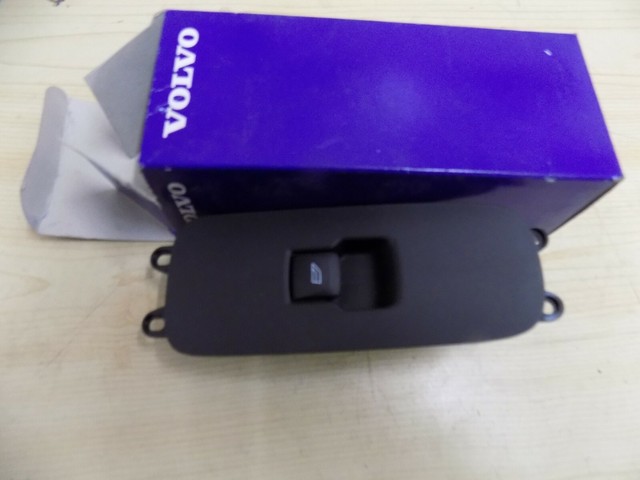 Genuine Volvo Electric Window Switch 31272012. C30,C70,S40 & V50 for ...