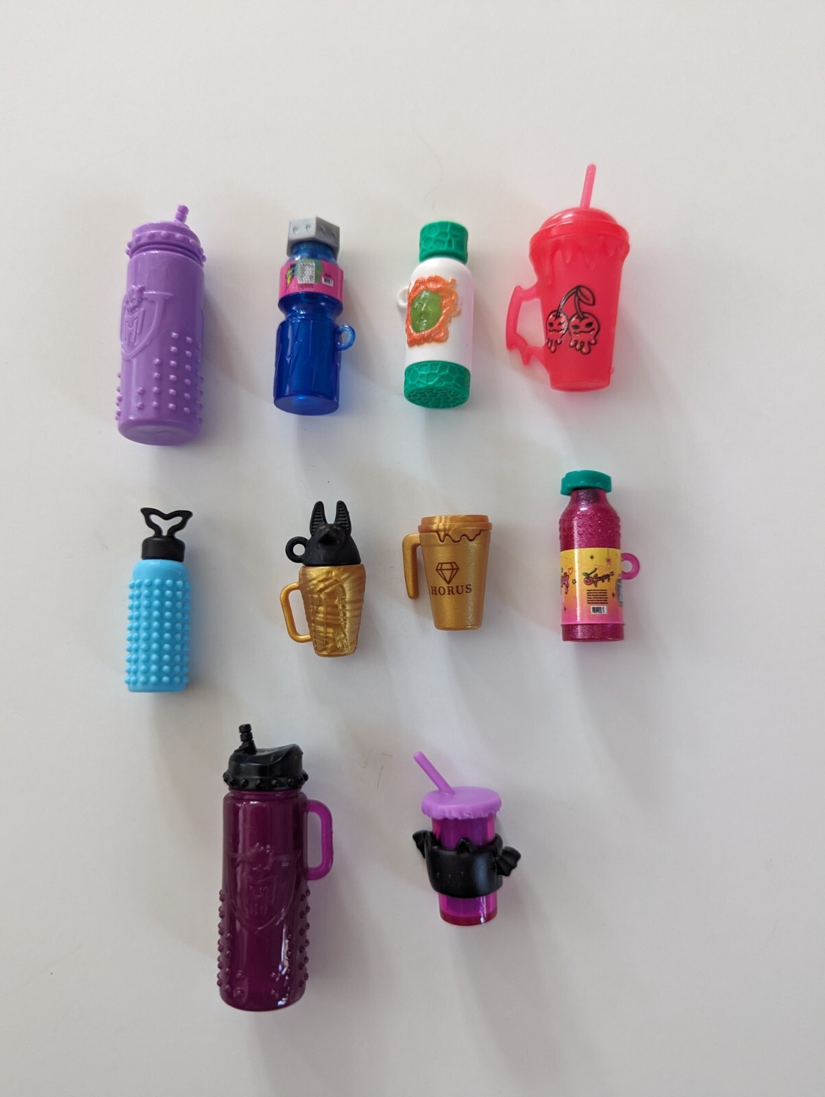 Set Of 10 Monster High G3 Assorted Doll Drink Bottles Pre-owned Mattel ...