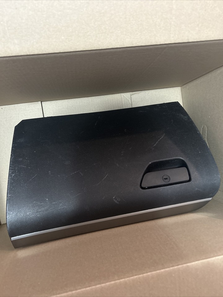 2011 2019 FORD EXPLORER GLOVE COMPARTMENT BOX BLACK *read tab* | eBay