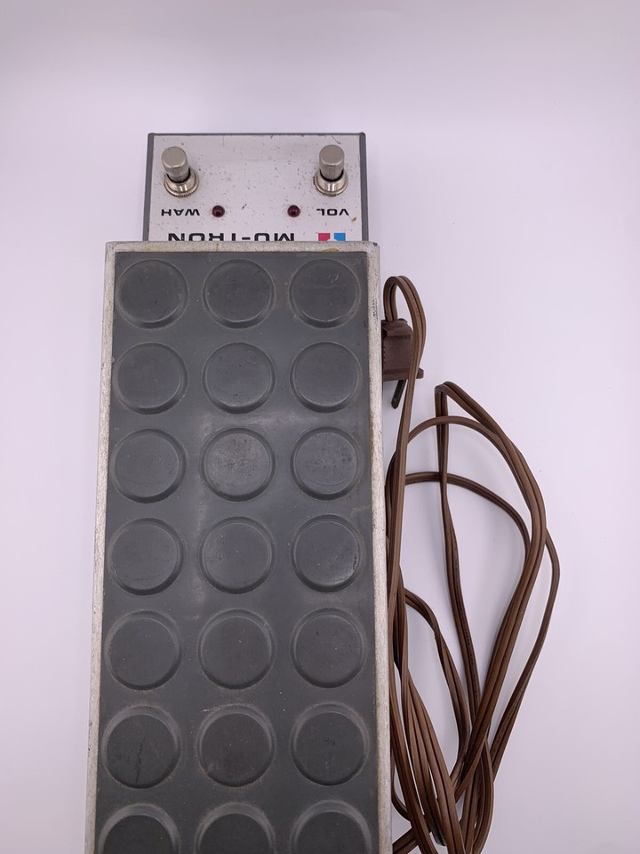 Mu-Tron (C-200) Volume-Wah Pedal (390k ohms/600 ohms) gain boost of 0 ...