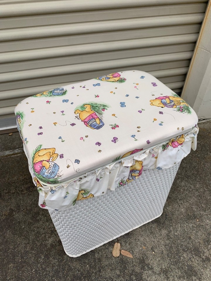 RARE! VINTAGE BADGER CLASSIC POOH CHILDS VINYL WICKER LAUNDRY HAMPER ...