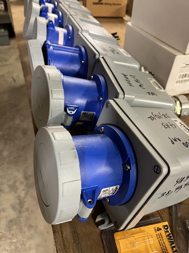 LEVITON 4100R9W 100-Amp WELDER RECEPTACLE With plastic Back box BX100-V ...