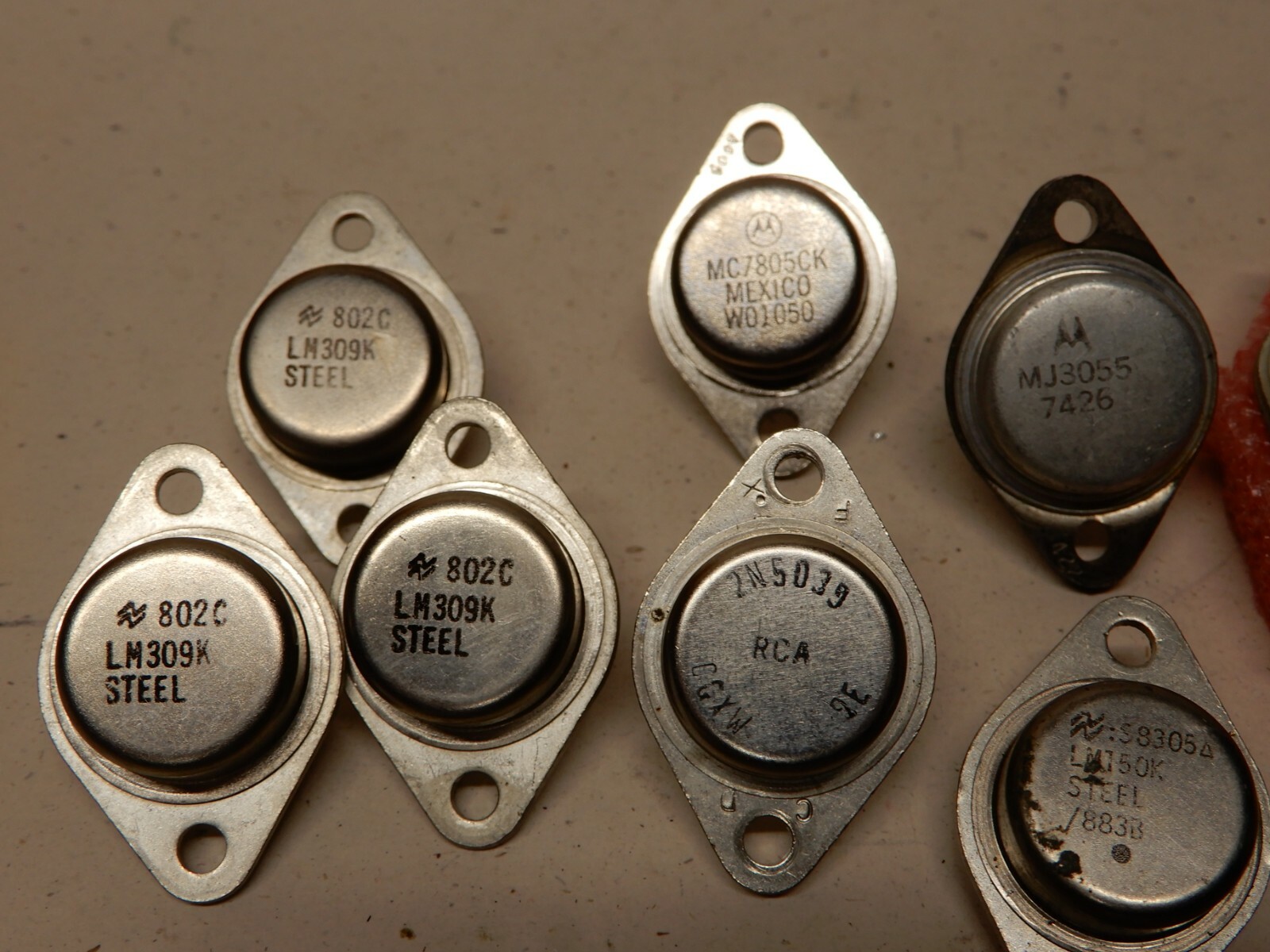 Huge Lot Of TO-3 Transistors and Others LM309K 2N5039 MJ3055 USD3007 ...