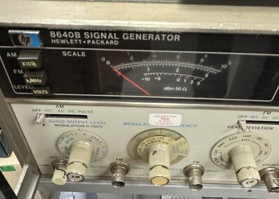 HP HEWLETT PACKARD 8640B SIGNAL GENERATOR WORKING! LOCAL PICKUP ONLY ...