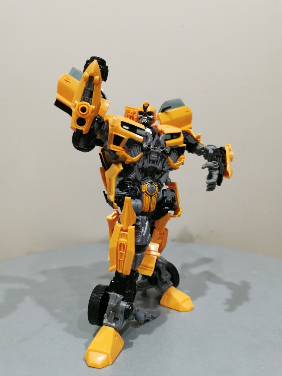 Transformers Age Of Extinction Leader Class Bumblebee Age Of
