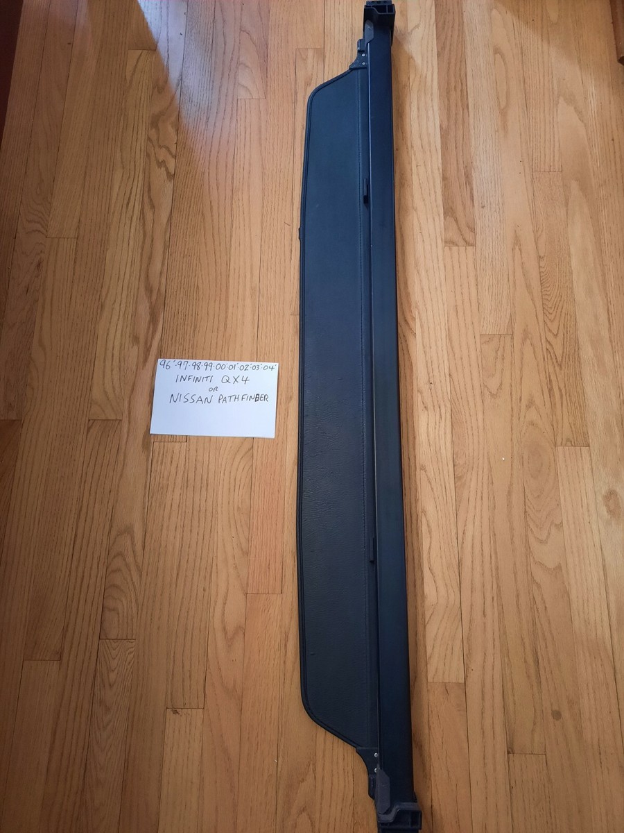 Nissan Pathfinder Cargo Cover