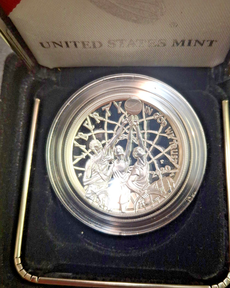 2020 P Basketball Hall of Fame Color Proof Silver Dollar Curved Velvet ...