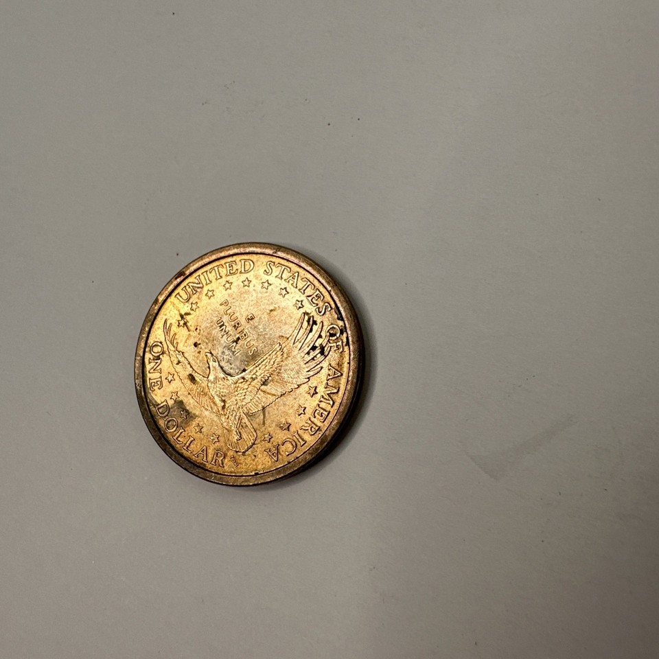 2000 P SACAGAWEA One Dollar Coin US Liberty Gold Color | eBay