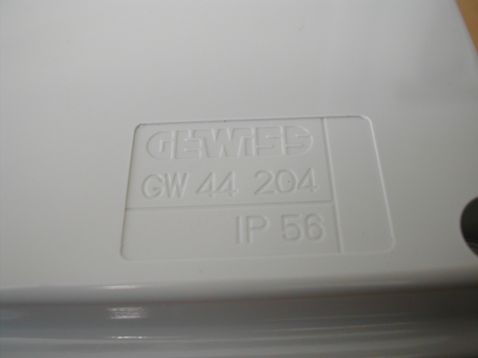 Gewiss GW44204 IP56 Weatherproof Outdoor Junction 100mm x 100mm x 50mm ...